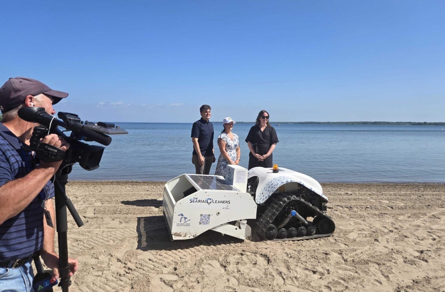 Canada’s first beach cleaning robot to be introduced as part of the ...
